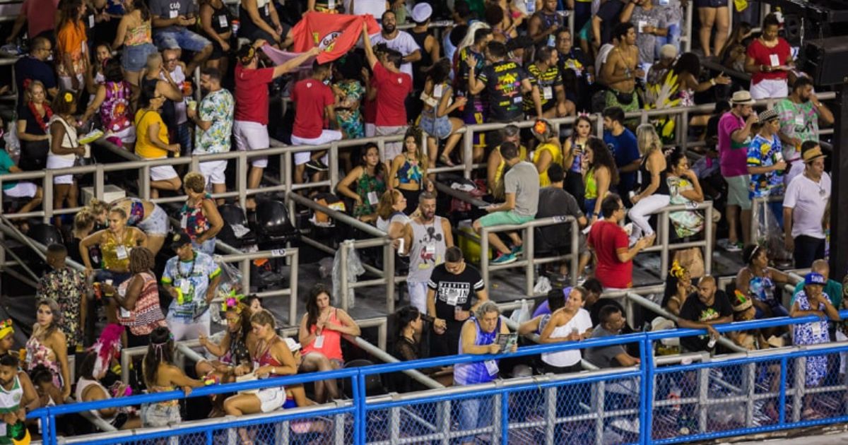 Tudo sobre ingressos de frisas para o Carnaval
